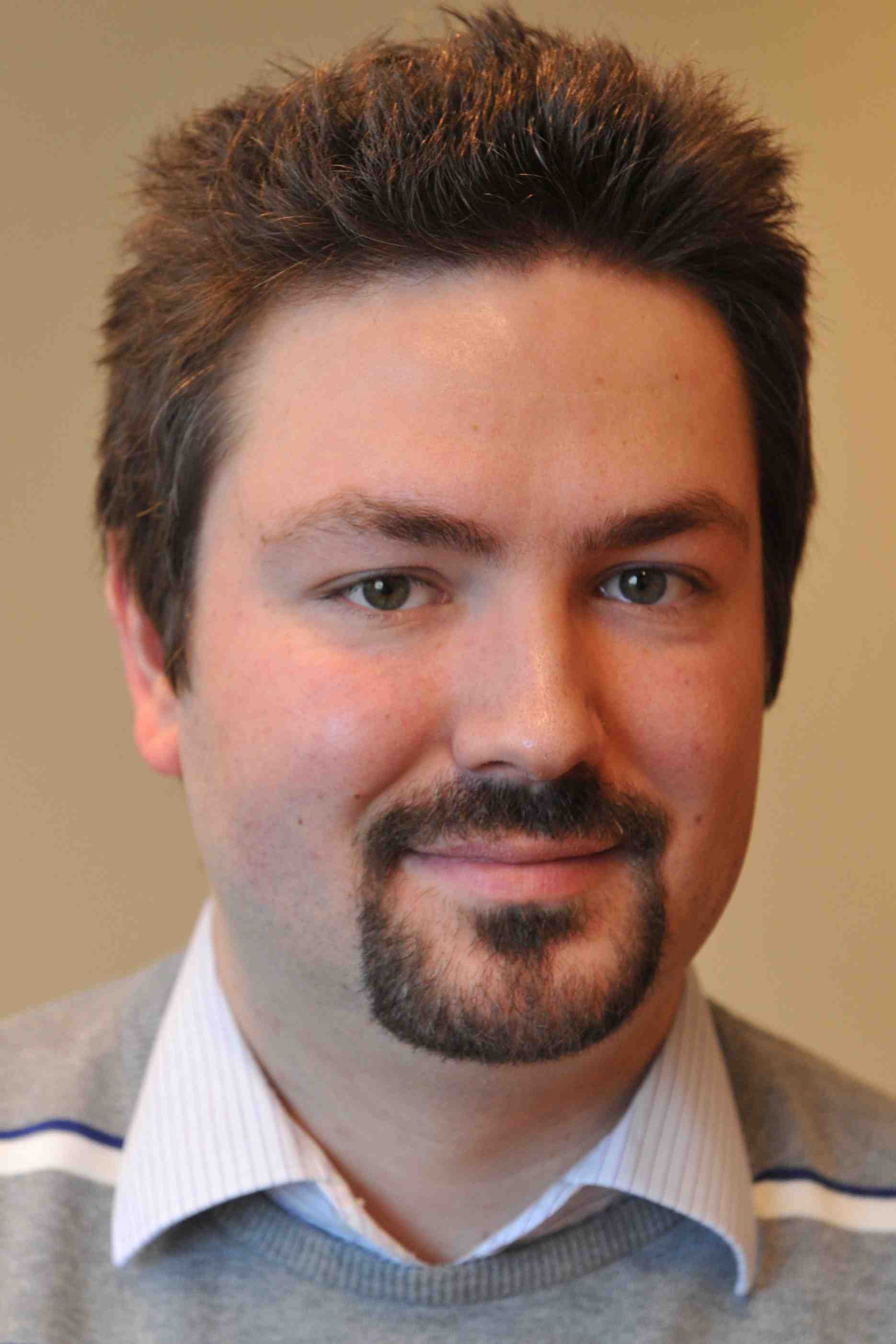 Sébastien Rousseaux - CareSquare • Regional-IT · Toute l'information ...